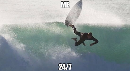 8 Memes that Illustrate a Typical Surfer Behavior